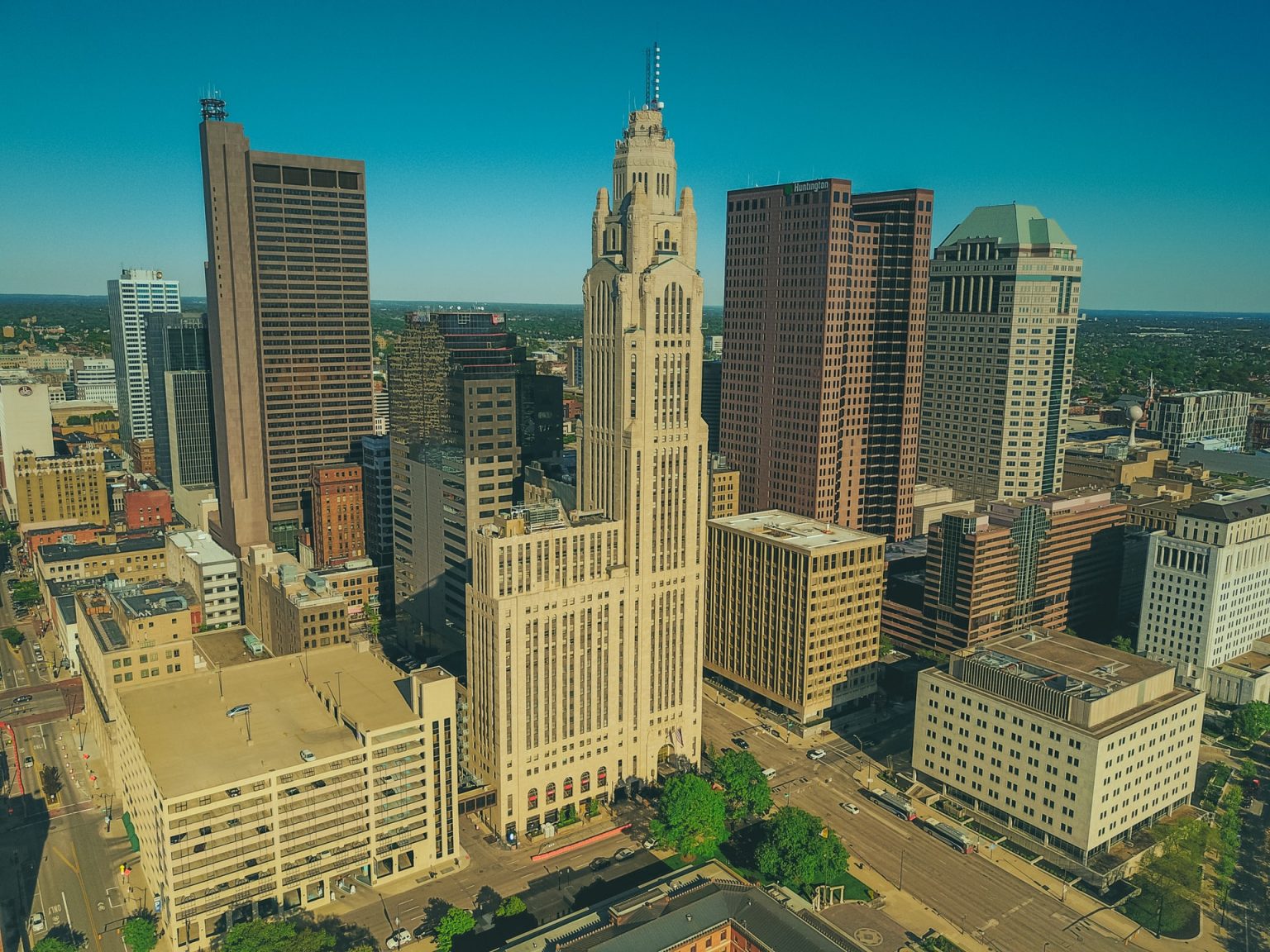 4 Fun Places to Stay in Ohio | LeisureMartini